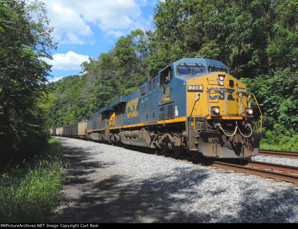CSX 759 and 3107